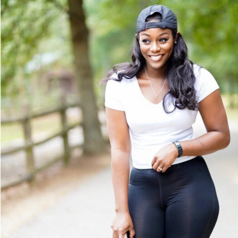 Easy Southern Smothered Chicken and Rice - Ronalyn Alston